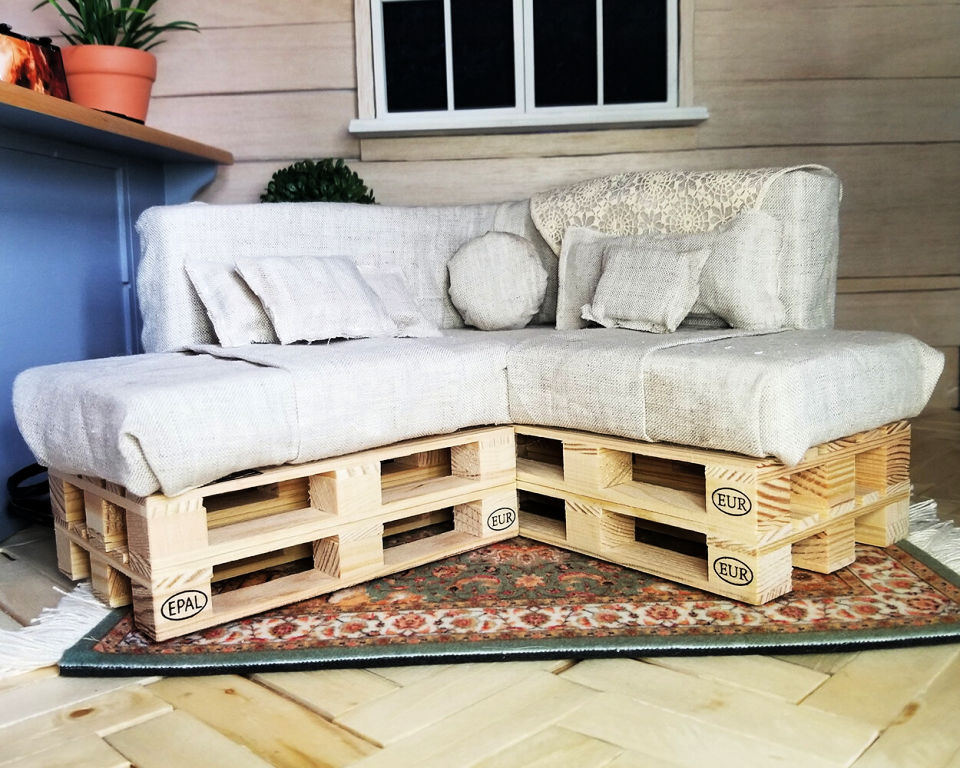 30 Free DIY Pallet Couch Plans (Pallet Sofa Ideas) - DIY Cozy Home